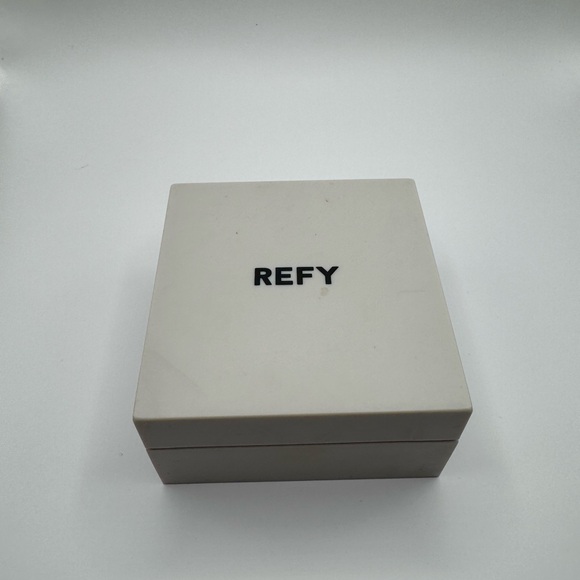 REFY | Makeup | New Refy Skin Finish Water Based Powder Shade | Poshmark